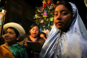 Tradiciones Navideñas Posadas en México | El Souvenir