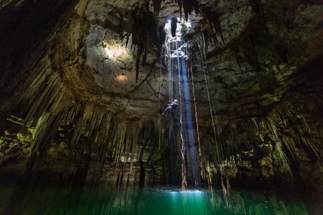 El Maravilloso Mundo de los Cenotes Sagrados en Cancún | El Souvenir