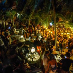 Los mejores Beach Clubs en el Caribe Mexicano