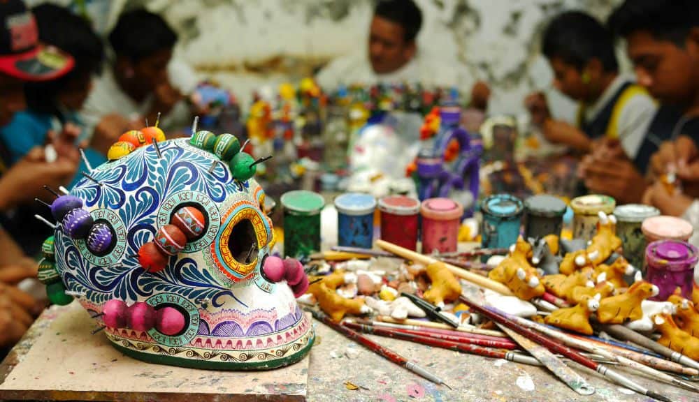 Artesanías de barro policromado en México | El Souvenir