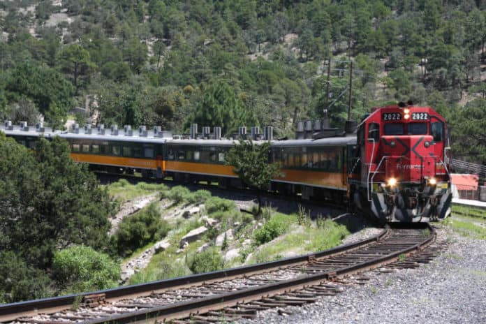 La Experiencia en El Chepe, una aventura de la montaña al mar