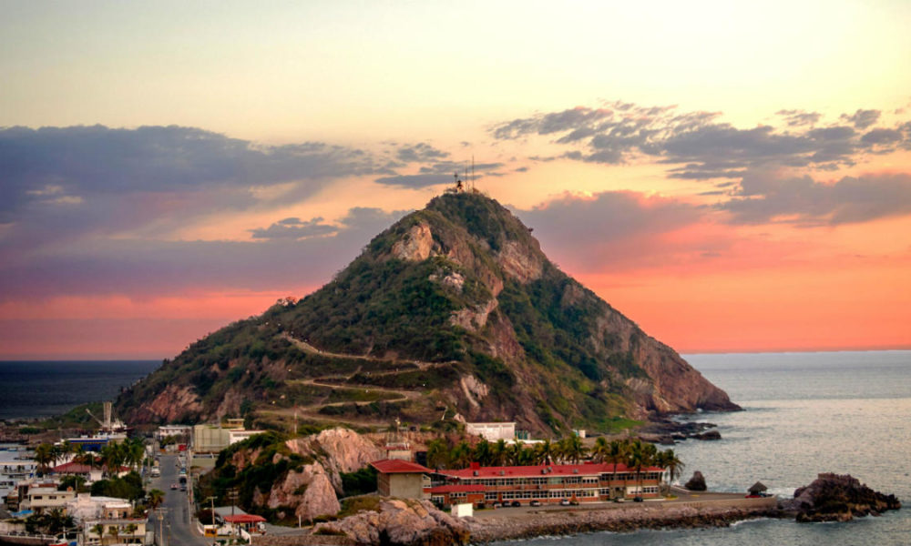 Faro de Mazatlán ¿Es el más alto del mundo? | El Souvenir