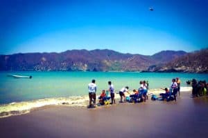 Playa Cuastecomates, paraiso incluyente en la Costalegre | El Souvenir