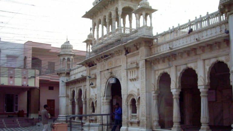 El templo de las ratas Karni Mata en la India, Atrévete a conocerlo