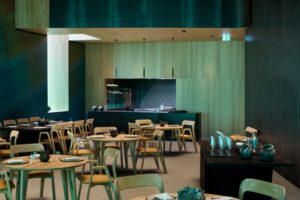 Restaurante Under en Noruega, ¡sumerge en el agua! | El Souvenir