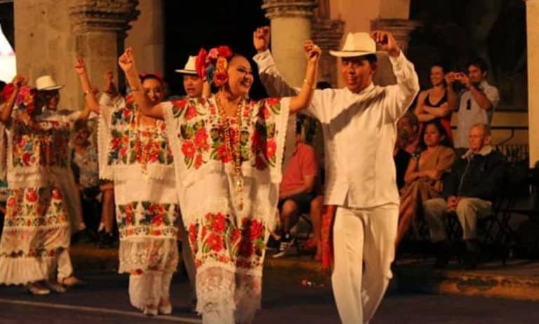 La Jarana de Yucatán: un verdadero orgullo mexicano | El Souvenir