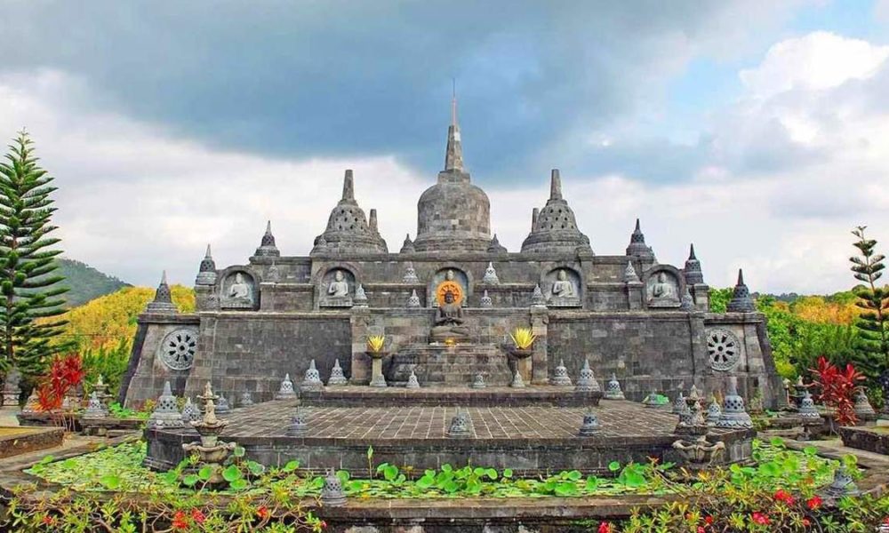 Conoce el Brahma Vihara Arama, un monasterio budista en Bali | El Souvenir