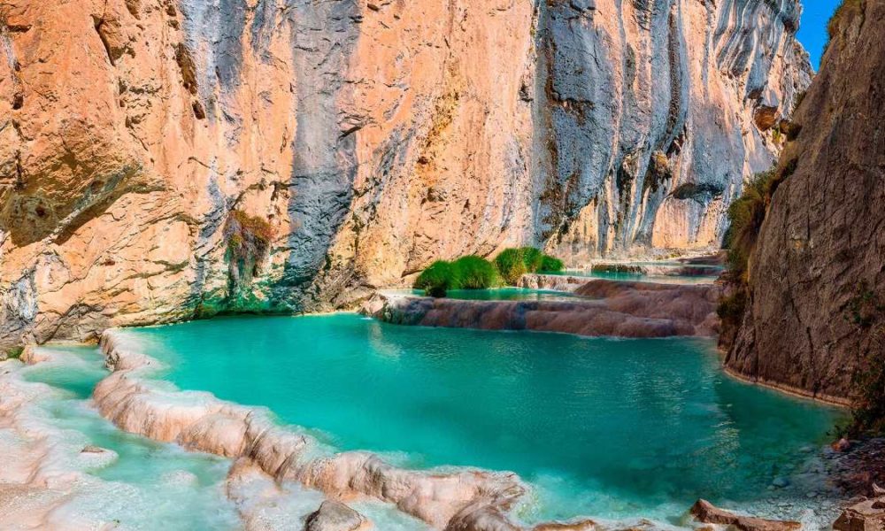 Aguas turquesas en Millpu, la joya de Ayacucho | El Souvenir