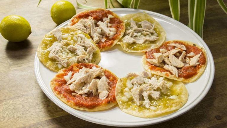 Chalupas, una deliciosa tradición mexicana | El Souvenir