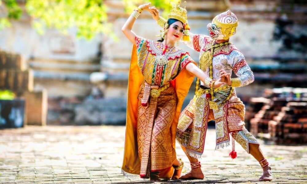 ¡Te presento Alunelul! La danza tradicional de Rumania. | El Souvenir