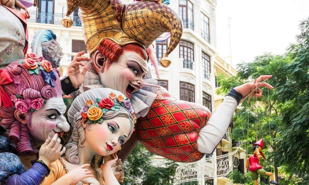 Festival de las Fallas, una celebración de arte y tradición | El Souvenir