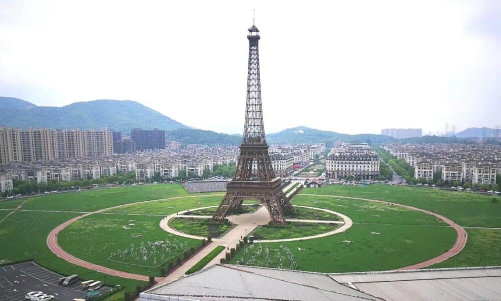 TIANDUCHENG: la réplica de PARÍS en CHINA | El Souvenir