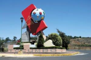 TOCUMBO, el pueblo que CREÓ a la HELADERÍA la MICHOACANA | El Souvenir