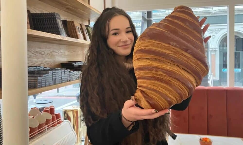 Las panaderías de PHILIPPE CONTICINI: Hogar del CROISSANT GIGANTE | El ...
