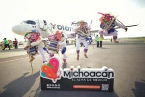 TOCUMBO, el pueblo que CREÓ a la HELADERÍA la MICHOACANA | El Souvenir