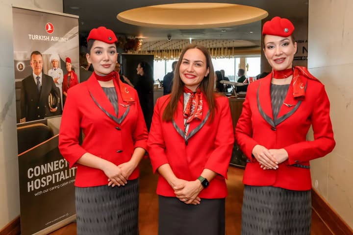 6. Inauguración de nueva Sala VIP de Turkish en Edimburgo. Foto ...