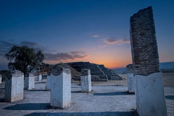 Los ATLANTES de TULA abren sus puertas para ver el AMANECER | El Souvenir